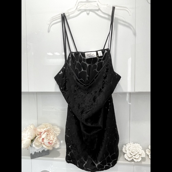 Marilyn Monroe | Intimates & Sleepwear | Marilyn Monroe Short Negligee ...